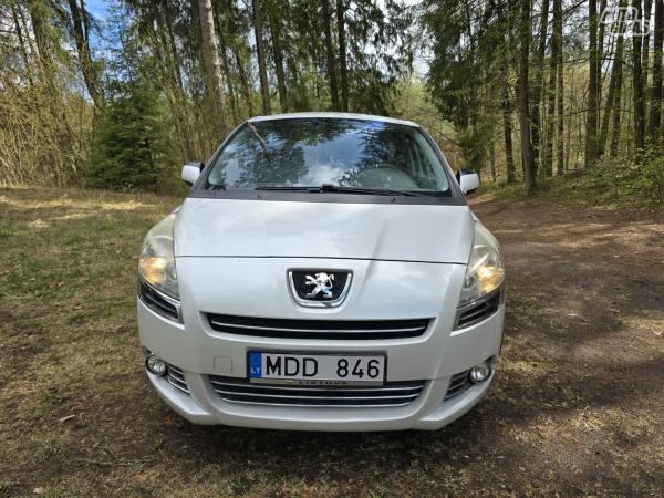 Peugeot 5008 2010 Alīta, ar dzinēja tilpumu 1.60 L un nobraukumu 212 tūkst. km par 2800 €, foto 4 vietnē AUTOMOTO.COM.LV