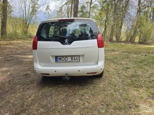 Peugeot 5008 2010 in Alytus, with an engine capacity of 1.60 L and mileage of 212 thousand km for 2800 €, photo 9 on AUTOMOTO.COM.LV
