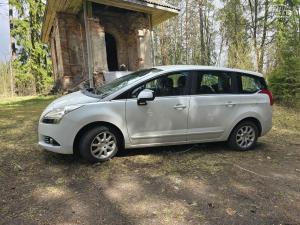 Peugeot 5008 2010 in Alytus, with an engine capacity of 1.60 L and mileage of 212 thousand km for 2800 €, photo 11 on AUTOMOTO.COM.LV