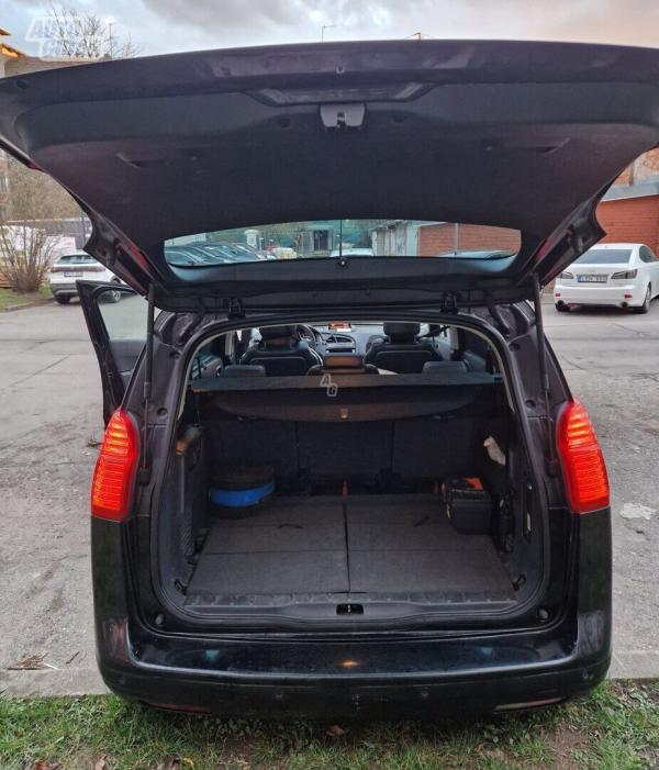 Peugeot 5008 2012 in Klaipeda, with an engine capacity of 1.60 L and mileage of 295 thousand km for 4100 €, photo 5 on AUTOMOTO.COM.LV