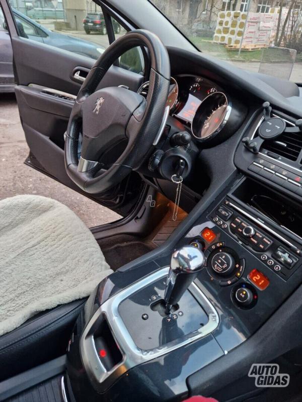 Peugeot 5008 2012 in Klaipeda, with an engine capacity of 1.60 L and mileage of 295 thousand km for 4100 €, photo 6 on AUTOMOTO.COM.LV