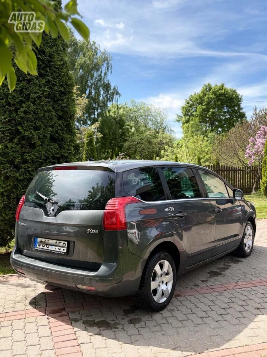 Peugeot 5008 2013 in Vilnius, with an engine capacity of 1.60 L and mileage of 320 thousand km for 2850 €, photo 7 on AUTOMOTO.COM.LV