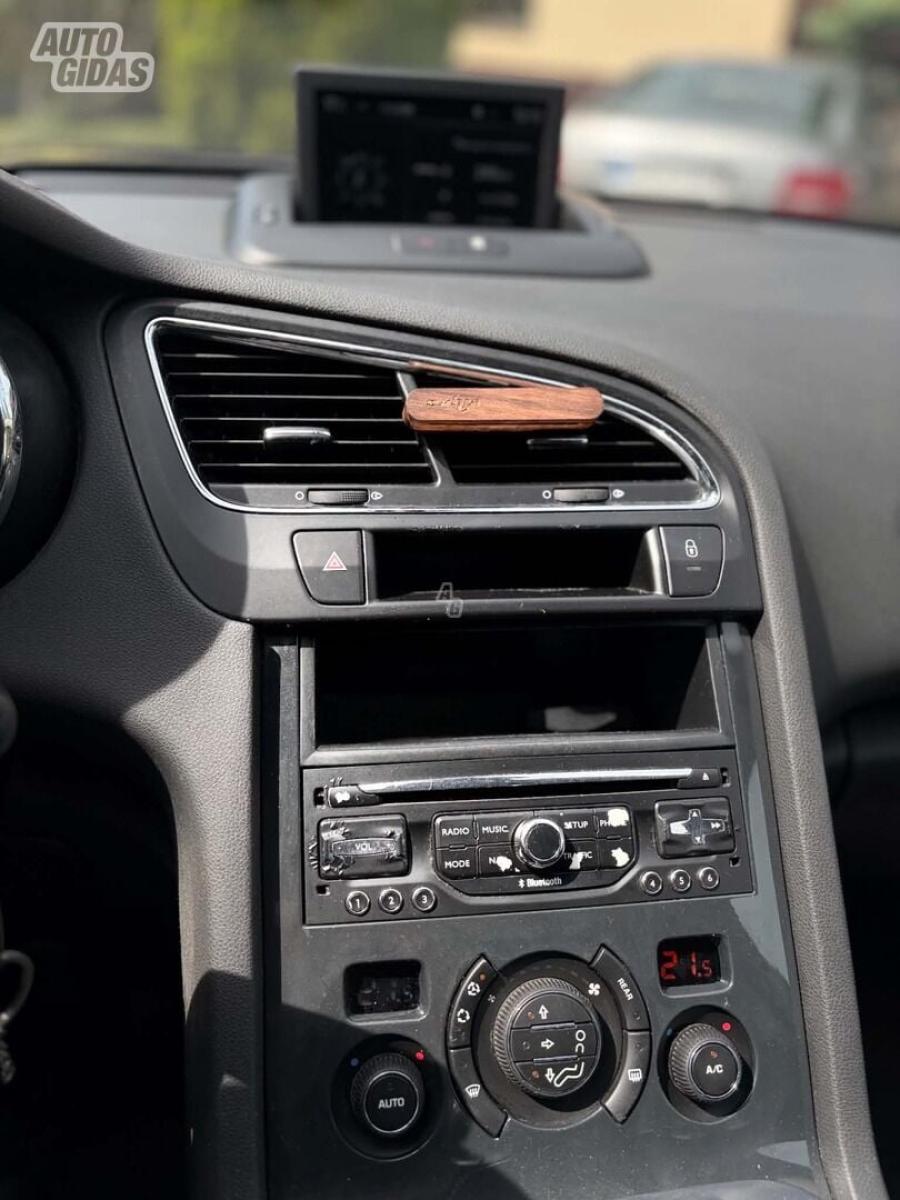 Peugeot 5008 2013 in Vilnius, with an engine capacity of 1.60 L and mileage of 320 thousand km for 2850 €, photo 18 on AUTOMOTO.COM.LV