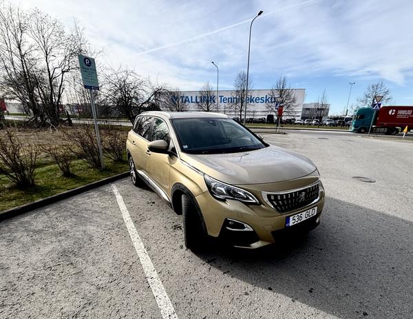 Peugeot 5008 2017 Tallina, ar dzinēja tilpumu 1.20 L un nobraukumu 164 tūkst. km par 11900 €, foto 5 vietnē AUTOMOTO.COM.LV