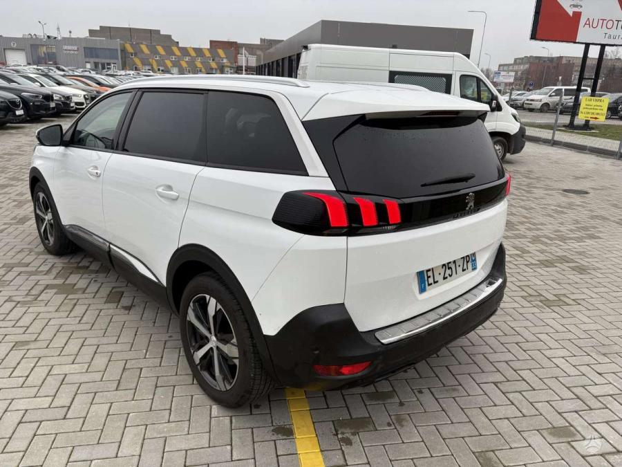 Balts Peugeot 5008 2017 Tauragė, ar dzinēja tilpumu 1.56 L un nobraukumu 260 tūkst. km par 11300 €, foto 7 vietnē AUTOMOTO.COM.LV