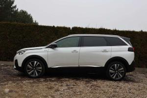 White Peugeot 5008 2017 in Alytus, with an engine capacity of 1.20 L and mileage of 197 thousand km for 10600 €, photo 7 on AUTOMOTO.COM.LV