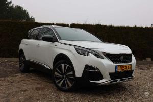 Balts Peugeot 5008 2017 Alīta, ar dzinēja tilpumu 1.20 L un nobraukumu 197 tūkst. km par 10600 €, foto 2 vietnē AUTOMOTO.COM.LV