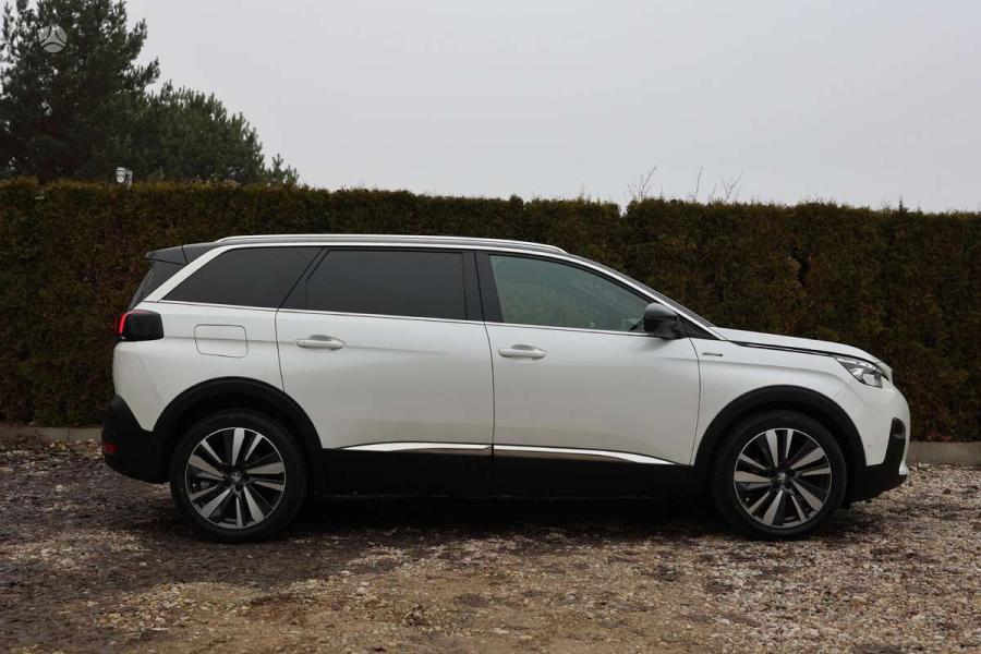 Balts Peugeot 5008 2017 Alīta, ar dzinēja tilpumu 1.20 L un nobraukumu 197 tūkst. km par 10600 €, foto 6 vietnē AUTOMOTO.COM.LV