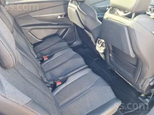 White Peugeot 5008 2017 in Jelgava, with an engine capacity of 1.60 L and mileage of 0 thousand km for 14990 €, photo 16 on AUTOMOTO.COM.LV