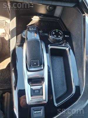 White Peugeot 5008 2017 in Jelgava, with an engine capacity of 1.60 L and mileage of 0 thousand km for 14990 €, photo 20 on AUTOMOTO.COM.LV