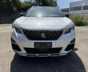 White Peugeot 5008 2017 in Siauliai, with an engine capacity of 2.00 L and mileage of 182 thousand km for 12800 €, photo 3 on AUTOMOTO.COM.LV