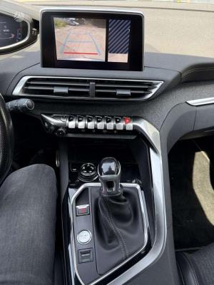 White Peugeot 5008 2017 in Siauliai, with an engine capacity of 2.00 L and mileage of 182 thousand km for 12800 €, photo 19 on AUTOMOTO.COM.LV