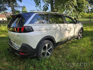 Balts Peugeot 5008 2017 Limbaži, ar dzinēja tilpumu 2.00 L un nobraukumu 189 tūkst. km par 14000 €, foto 3 vietnē AUTOMOTO.COM.LV