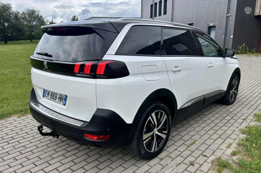 Balts Peugeot 5008 2017 Tauragė, ar dzinēja tilpumu 2.00 L un nobraukumu 185 tūkst. km par 12200 €, foto 5 vietnē AUTOMOTO.COM.LV