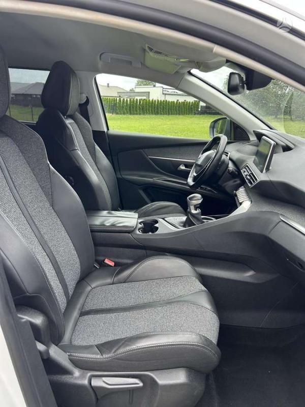 Balts Peugeot 5008 2017 Tauragė, ar dzinēja tilpumu 2.00 L un nobraukumu 185 tūkst. km par 12200 €, foto 7 vietnē AUTOMOTO.COM.LV