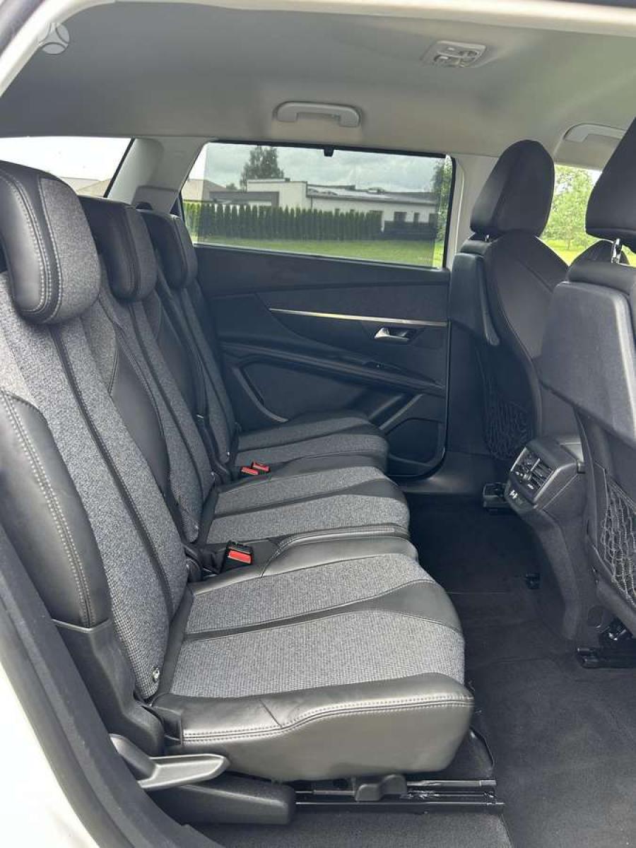 Balts Peugeot 5008 2017 Tauragė, ar dzinēja tilpumu 2.00 L un nobraukumu 185 tūkst. km par 12200 €, foto 9 vietnē AUTOMOTO.COM.LV