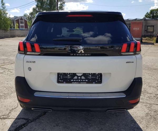 Balts Peugeot 5008 2017 Šauļi, ar dzinēja tilpumu 2.00 L un nobraukumu 182 tūkst. km par 12700 €, foto 6 vietnē AUTOMOTO.COM.LV