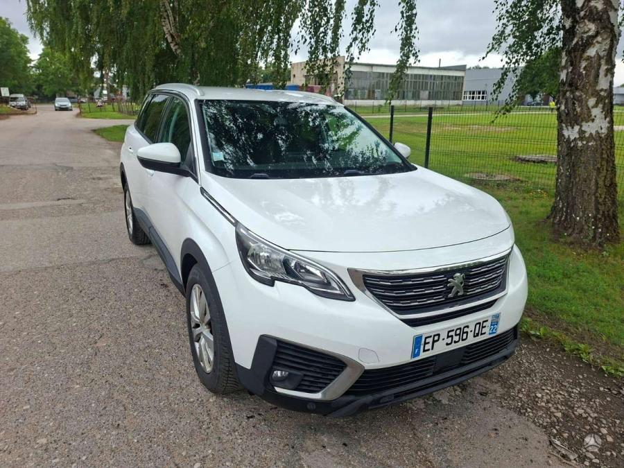 White Peugeot 5008 2017 in Marijampole, with an engine capacity of 1.56 L and mileage of 260 thousand km for 6850 €, photo 1 on AUTOMOTO.COM.LV