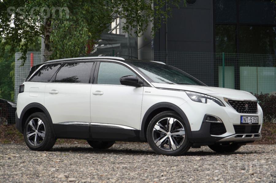 White Peugeot 5008 2017 in Riga, with an engine capacity of 2.00 L and mileage of 191 thousand km for 12990 €, photo 5 on AUTOMOTO.COM.LV
