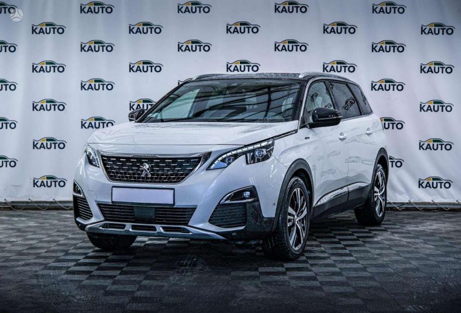 White Peugeot 5008 2017 in Kaunas, with an engine capacity of 1.60 L and mileage of 223 thousand km for 14500 €, photo 1 on AUTOMOTO.COM.LV