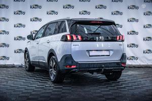White Peugeot 5008 2017 in Kaunas, with an engine capacity of 1.60 L and mileage of 223 thousand km for 14500 €, photo 5 on AUTOMOTO.COM.LV