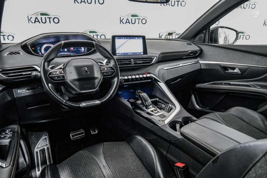 White Peugeot 5008 2017 in Kaunas, with an engine capacity of 1.60 L and mileage of 223 thousand km for 14500 €, photo 8 on AUTOMOTO.COM.LV