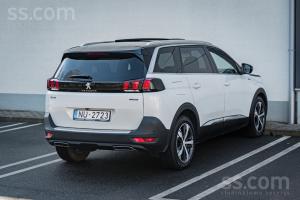 Balts Peugeot 5008 2018 Rīga, ar dzinēja tilpumu 2.00 L un nobraukumu 0 tūkst. km par 18500 €, foto 4 vietnē AUTOMOTO.COM.LV