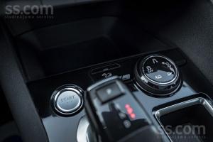 Balts Peugeot 5008 2018 Rīga, ar dzinēja tilpumu 2.00 L un nobraukumu 0 tūkst. km par 18500 €, foto 24 vietnē AUTOMOTO.COM.LV
