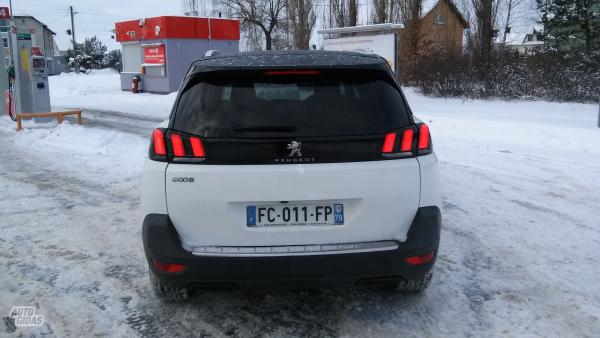 White Peugeot 5008 2018 in Taurage, with an engine capacity of 1.50 L and mileage of 129 thousand km for 10400 €, photo 6 on AUTOMOTO.COM.LV