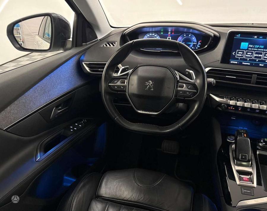 Balts Peugeot 5008 2018 Marijampole, ar dzinēja tilpumu 2.00 L un nobraukumu 274 tūkst. km par 13850 €, foto 16 vietnē AUTOMOTO.COM.LV