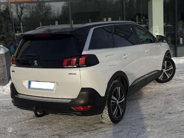 White Peugeot 5008 2018 in Klaipeda, with an engine capacity of 1.50 L and mileage of 345 thousand km for 12880 €, photo 5 on AUTOMOTO.COM.LV