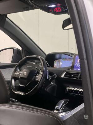 Balts Peugeot 5008 2018 Klaipėda, ar dzinēja tilpumu 1.56 L un nobraukumu 232 tūkst. km par 13999 €, foto 17 vietnē AUTOMOTO.COM.LV