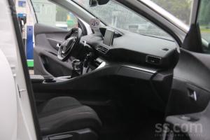 Белый Пежо 5008 2018 в Рига, объемом двигателя 1.50 л и пробегом 163 тыс. км за 12690 €, фото 16 на AUTOMOTO.COM.LV