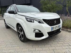 White Peugeot 5008 2018 in Kaunas, with an engine capacity of 2.00 L and mileage of 209 thousand km for 15500 €, photo 3 on AUTOMOTO.COM.LV