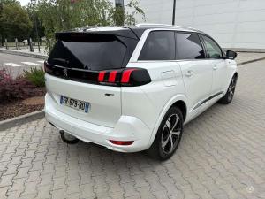 White Peugeot 5008 2018 in Kaunas, with an engine capacity of 2.00 L and mileage of 209 thousand km for 15500 €, photo 5 on AUTOMOTO.COM.LV