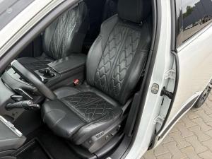 White Peugeot 5008 2018 in Kaunas, with an engine capacity of 2.00 L and mileage of 209 thousand km for 15500 €, photo 13 on AUTOMOTO.COM.LV