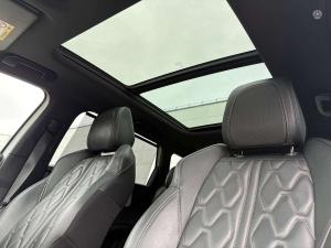 White Peugeot 5008 2018 in Kaunas, with an engine capacity of 2.00 L and mileage of 209 thousand km for 15500 €, photo 14 on AUTOMOTO.COM.LV