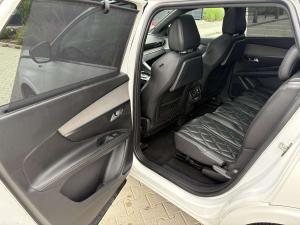 White Peugeot 5008 2018 in Kaunas, with an engine capacity of 2.00 L and mileage of 209 thousand km for 15500 €, photo 22 on AUTOMOTO.COM.LV