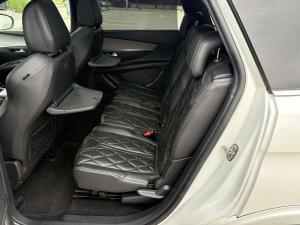 White Peugeot 5008 2018 in Kaunas, with an engine capacity of 2.00 L and mileage of 209 thousand km for 15500 €, photo 23 on AUTOMOTO.COM.LV