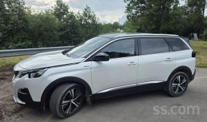 White Peugeot 5008 2018 in Riga, with an engine capacity of 1.50 L and mileage of 112 thousand km for 17950 €, photo  on AUTOMOTO.COM.LV