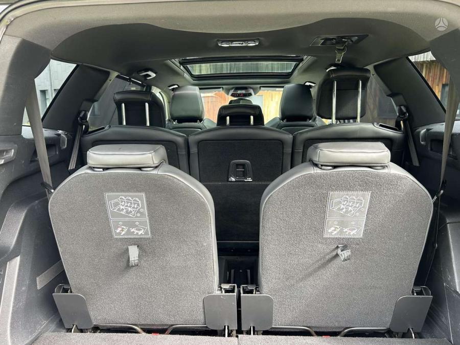 White Peugeot 5008 2018 in Taurage, with an engine capacity of 2.00 L and mileage of 296 thousand km for 12600 €, photo 22 on AUTOMOTO.COM.LV