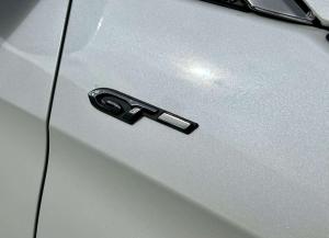 White Peugeot 5008 2018 in Taurage, with an engine capacity of 2.00 L and mileage of 296 thousand km for 12600 €, photo 29 on AUTOMOTO.COM.LV