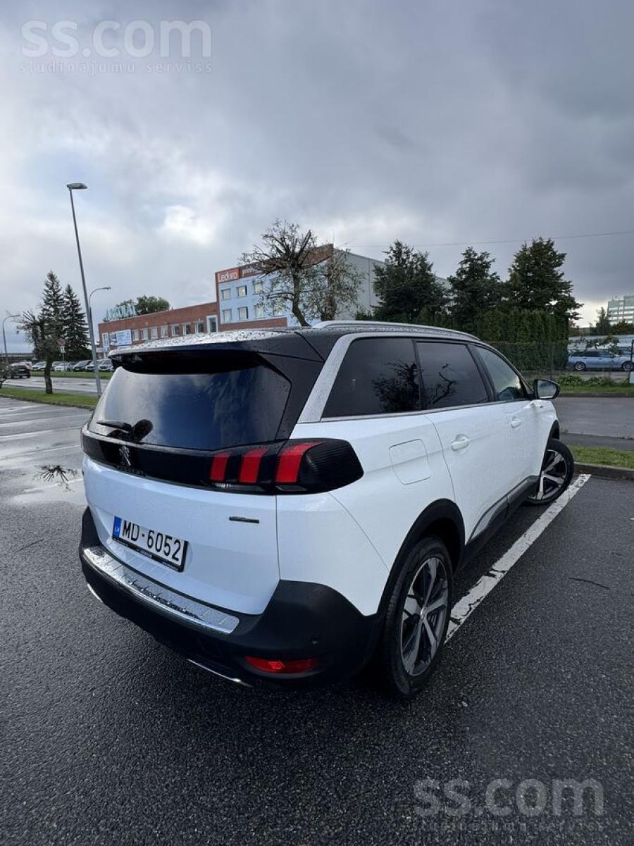 White Peugeot 5008 2018 in Riga, with an engine capacity of 1.50 L and mileage of 141 thousand km for 13800 €, photo 6 on AUTOMOTO.COM.LV