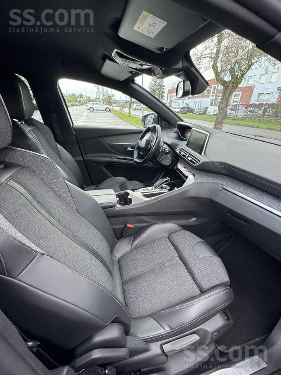White Peugeot 5008 2018 in Riga, with an engine capacity of 1.50 L and mileage of 141 thousand km for 13800 €, photo 10 on AUTOMOTO.COM.LV