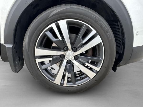 Peugeot 5008 2018 Klaipėda vietnē Balts Peugeot 5008 2018 Klaipėda, ar dzinēja tilpumu 1.60 L un nobraukumu 116 tūkst. km par 18300 €, foto 10 vietnē AUTOMOTO.COM.LV