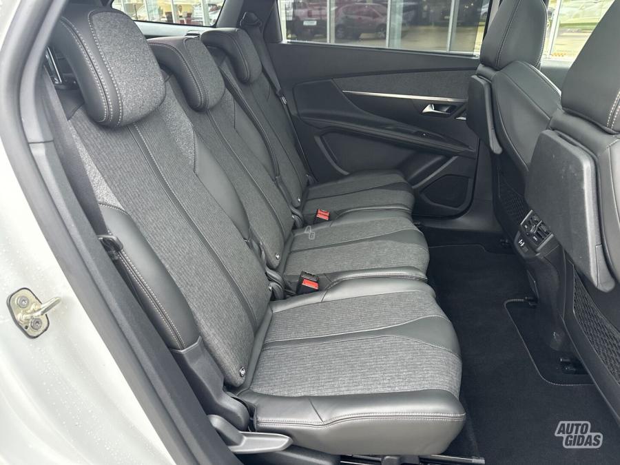 Balts Peugeot 5008 2018 Klaipėda, ar dzinēja tilpumu 1.60 L un nobraukumu 116 tūkst. km par 18300 €, foto 30 vietnē AUTOMOTO.COM.LV