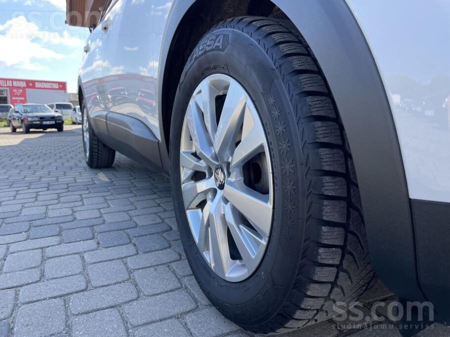 Balts Peugeot 5008 2019 Talsi, ar dzinēja tilpumu 1.50 L un nobraukumu 147 tūkst. km par 10990 €, foto 11 vietnē AUTOMOTO.COM.LV