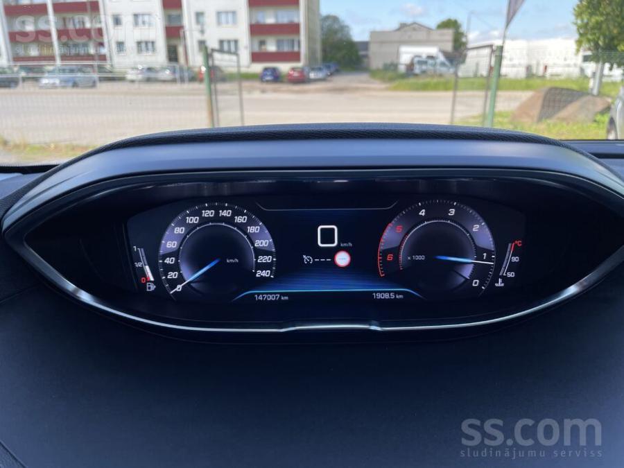 Balts Peugeot 5008 2019 Talsi, ar dzinēja tilpumu 1.50 L un nobraukumu 147 tūkst. km par 10990 €, foto 15 vietnē AUTOMOTO.COM.LV