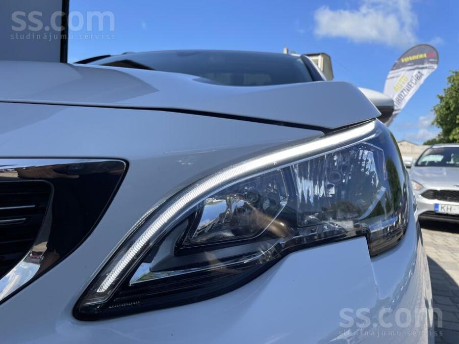 Balts Peugeot 5008 2019 Talsi, ar dzinēja tilpumu 1.50 L un nobraukumu 147 tūkst. km par 10990 €, foto 30 vietnē AUTOMOTO.COM.LV