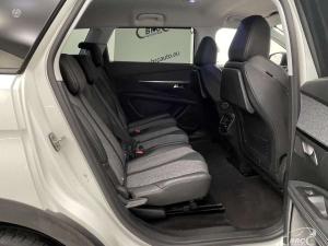 White Peugeot 5008 2019 in Vilnius, with an engine capacity of 1.60 L and mileage of 202 thousand km for 11200 €, photo 10 on AUTOMOTO.COM.LV